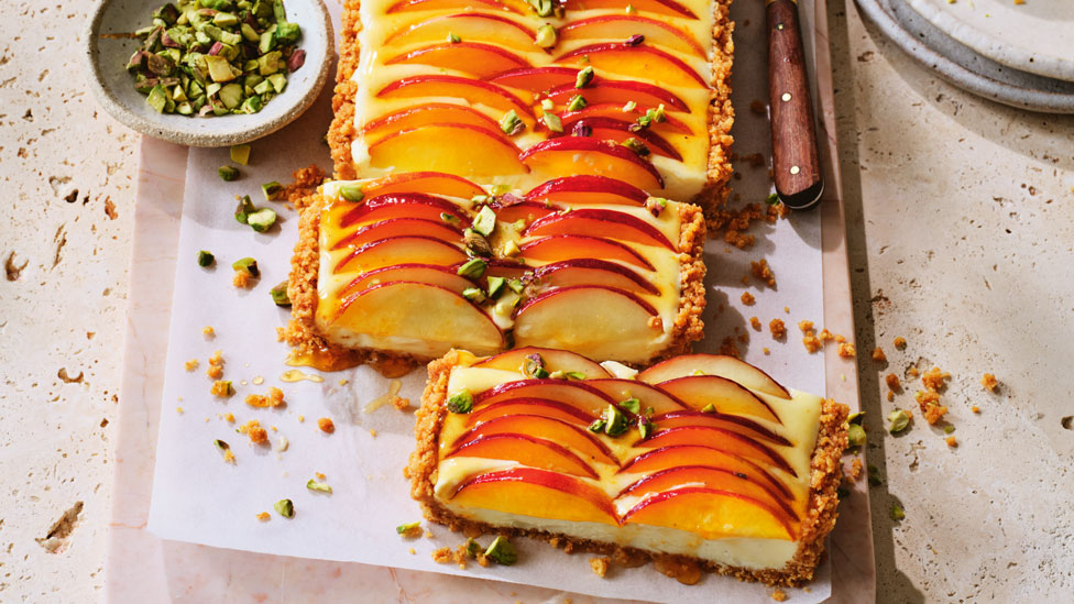 No-bake nectarine cheesecake