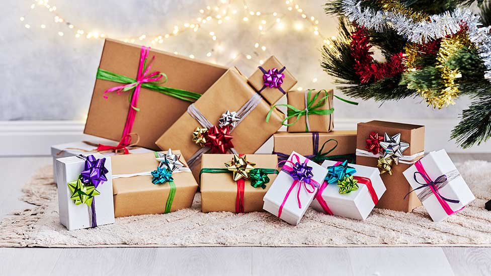 Christmas and gifts store