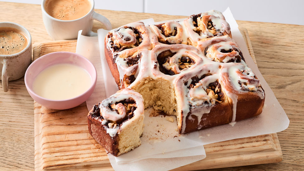 Apple Cinnamon Scroll Recipe | Coles