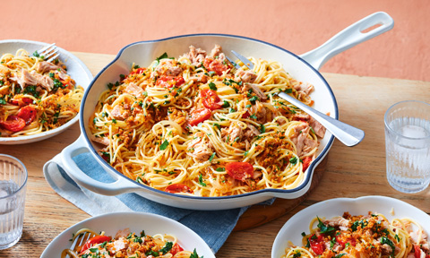 Tuna, Chilli & Tomato Spaghetti With Pangrattato Recipe | Coles