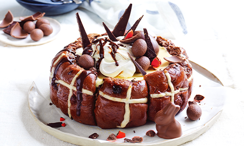 Choc-Orange Hot Cross Bun Cheesecake Recipe | Coles